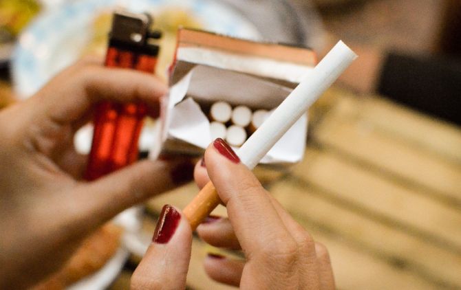 Ebben a napszakban a legkárosabb a dohányzás | Well&fit